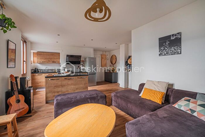 Appartement à vendre - Grenoble, Championnet - 3 pièces - 2 chambres