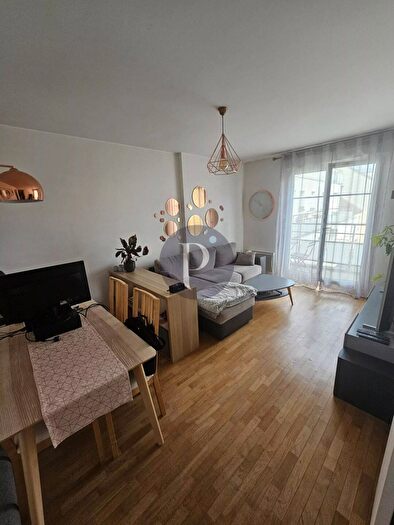 Appartement à louer - Rungis Ville - 2 pièces - 1 chambre