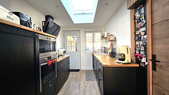 Maison à vendre - Saint-Léger-lès-Domart - 3 pièces - 2 chambres