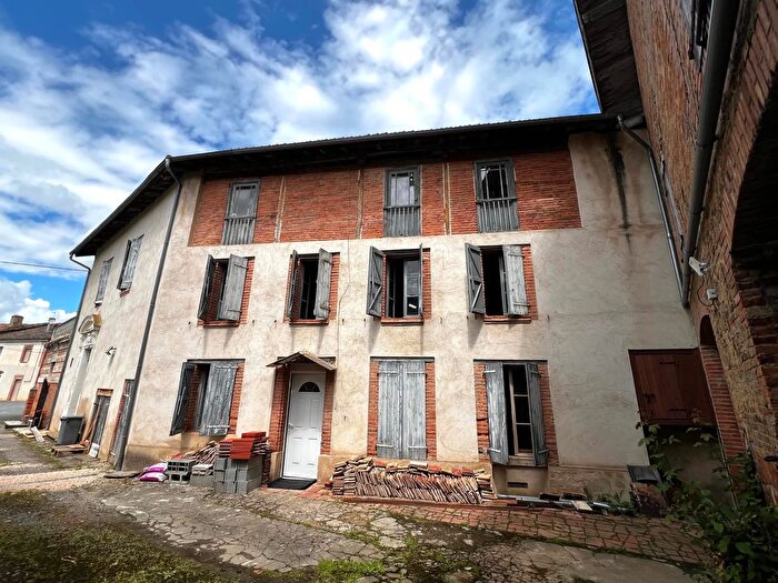 LIsle-en-Dodon - Maison 8 pièces à vendre