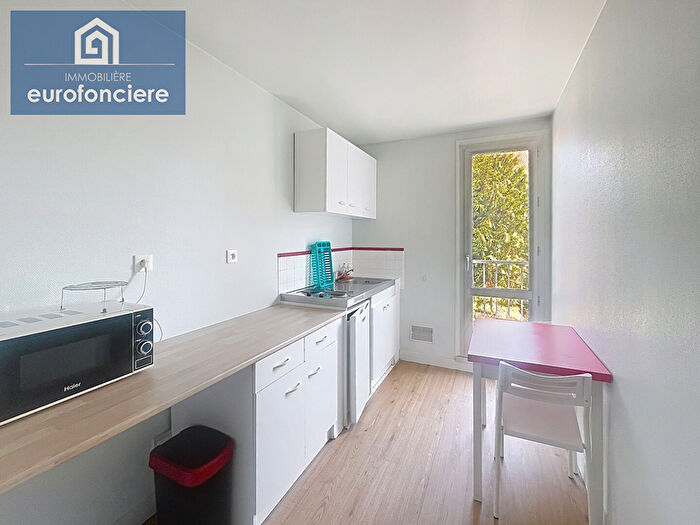 Appartement 1 pièce à vendre - Saint-Julien-les-Villas