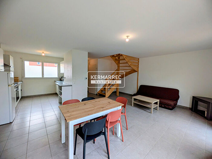 Maison à louer - Gévezé - 5 pièces - 3 chambres