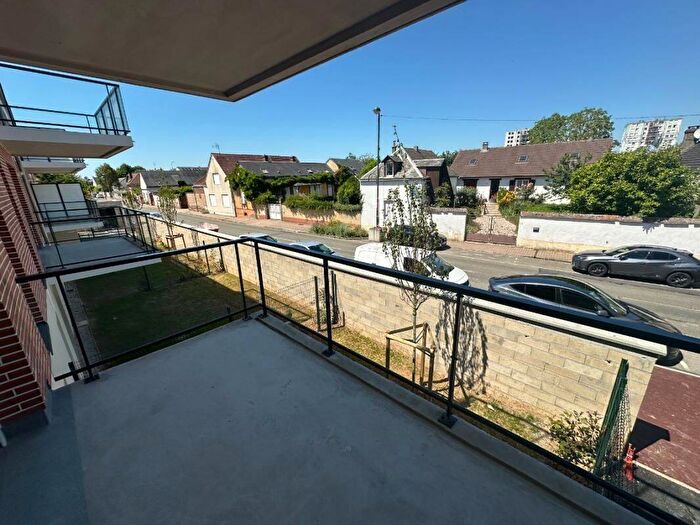 Bretagne, Mainvilliers : Appartement 2 pièces à louer