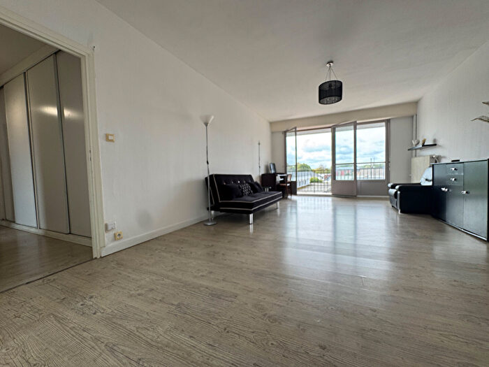 Appartement à vendre - Charleville-Mézières, Etion - 4 pièces - 3 chambres