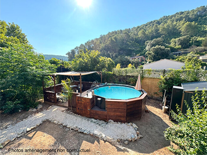 Maison à vendre - Solliès-Toucas - 3 pièces - 2 chambres