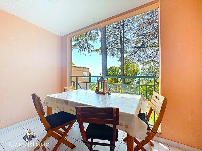 Appartement à vendre - Cannes, Croix des Gardes - 3 pièces - 2 chambres