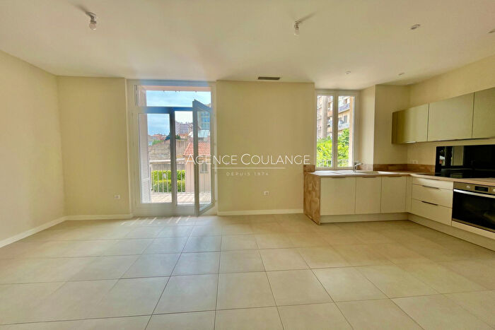 Appartement à vendre - Marseille e  - 3 pièces - 2 chambres