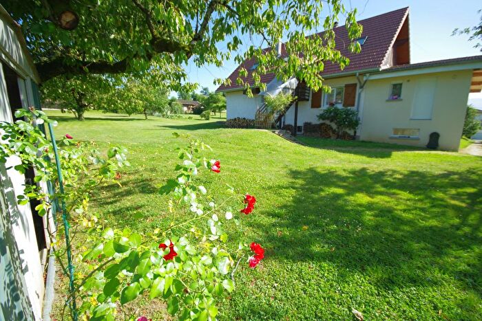 Brié-et-Angonnes : Appartement 3 pièces à louer