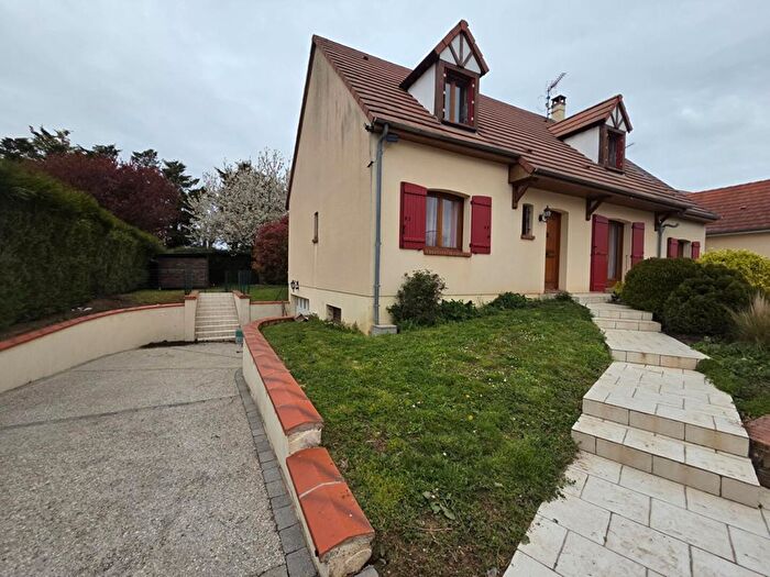 Toury : Maison 7 pièces à vendre