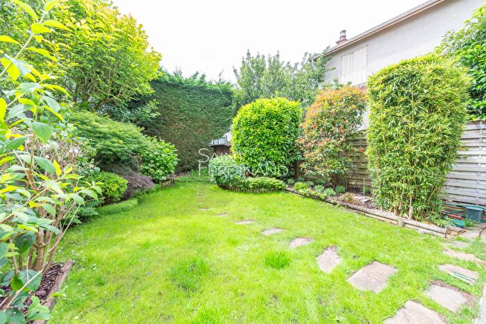 Maison 6 pièces à vendre à Sèvres, Les Bruyères