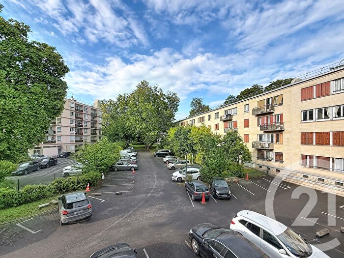 Appartement à vendre - Clichy-sous-Bois, Les Trois Châteaux - 3 pièces - 2 chambres