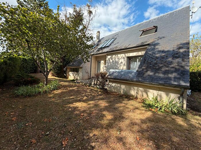 La Ville-du-Bois : Maison 5 pièces à vendre