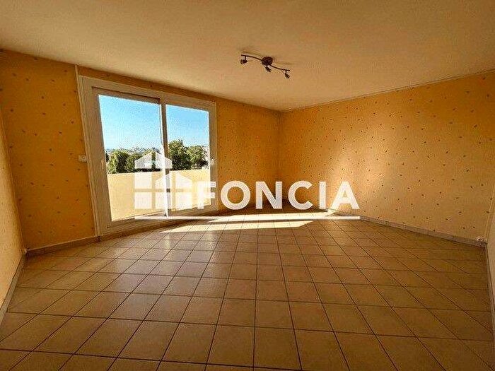 Centre Social, Laon : Appartement 3 pièces à louer