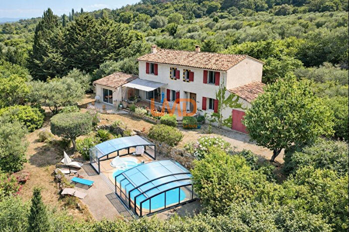 Maison à vendre - Cotignac - 5 pièces - 4 chambres