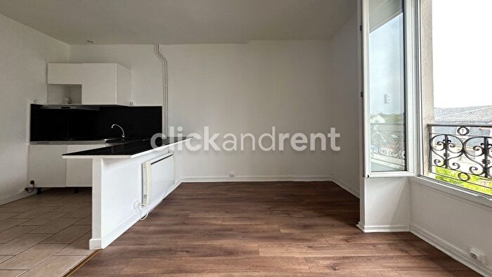 Vitry-sur-Seine, Paul Forment, La Ferme : Appartement 2 pièces à louer