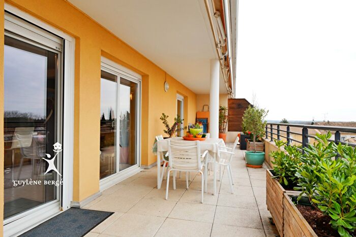 Appartement à vendre - Uchaud - 4 pièces - 3 chambres