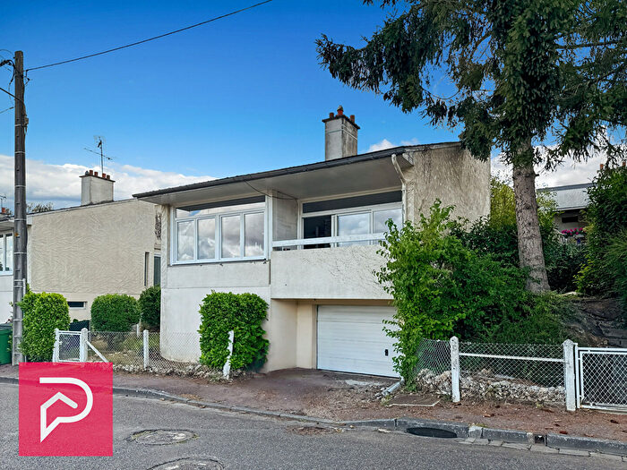 Maison à vendre - Bernay - 4 pièces - 3 chambres