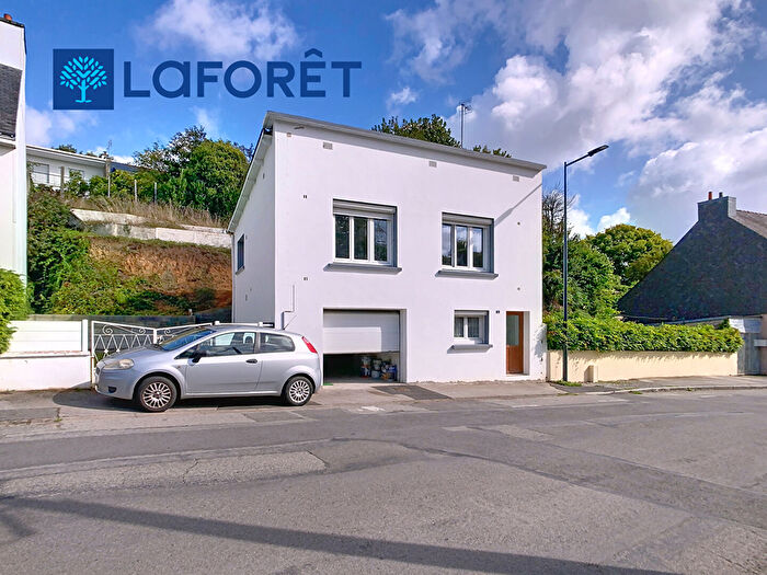 Maison à vendre - Inzinzac-Lochrist - 3 pièces - 1 chambre
