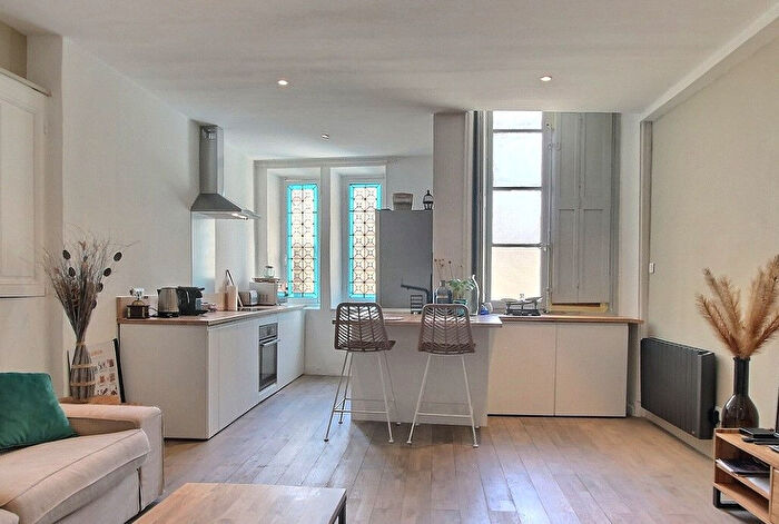 Appartement à vendre - Avignon, Palais des Papes, Zone Piétonne - 2 pièces - 1 chambre