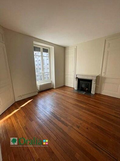 Ainay, Lyon 2ème arrondissement - Appartement 3 pièces à louer