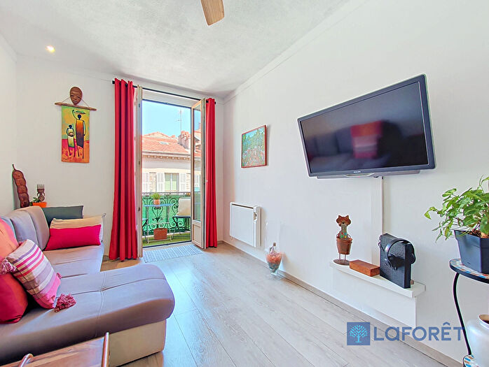 Appartement 4 pièces à Nice, Médecin, à vendre