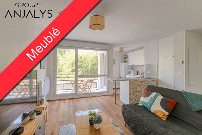 Appartement à louer - Villefranche-sur-Saône, Ouest - 2 pièces - 1 chambre