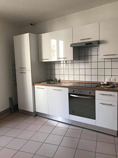 Appartement à louer - Le Centre-Centre Ville, Roanne - 1 pièce