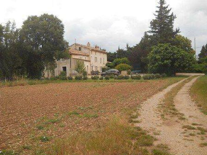 Exterieur, Sarrians : Maison 7 pièces à louer