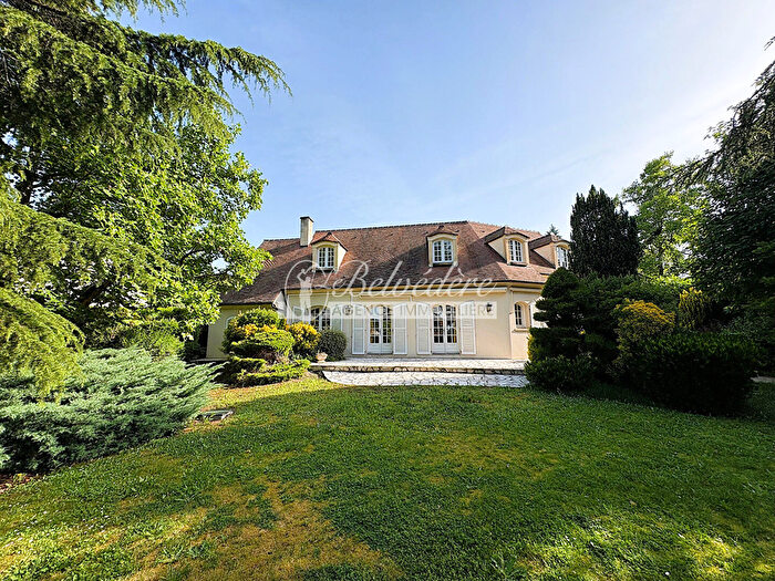 Saint-Prix : Maison 8 pièces à vendre