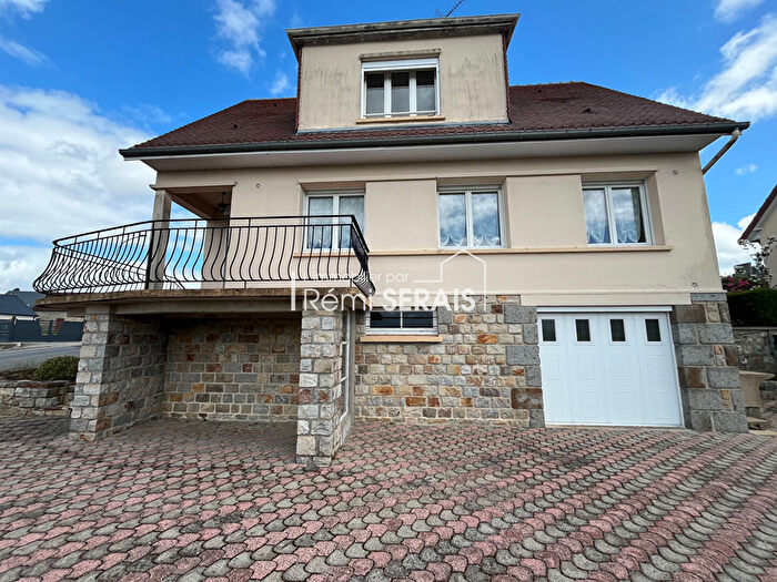 Maison 5 pièces à vendre à Domfront