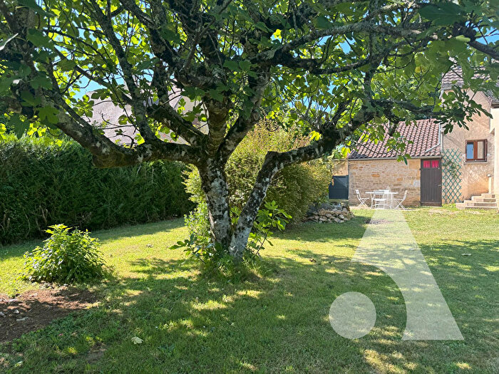 Maison à vendre - Salignac-Eyvigues - 5 pièces - 3 chambres