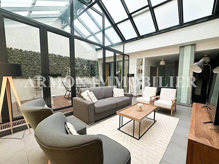 Appartement à louer - Arts et Métiers, Paris ème arrondissement - 6 pièces - 4 chambres