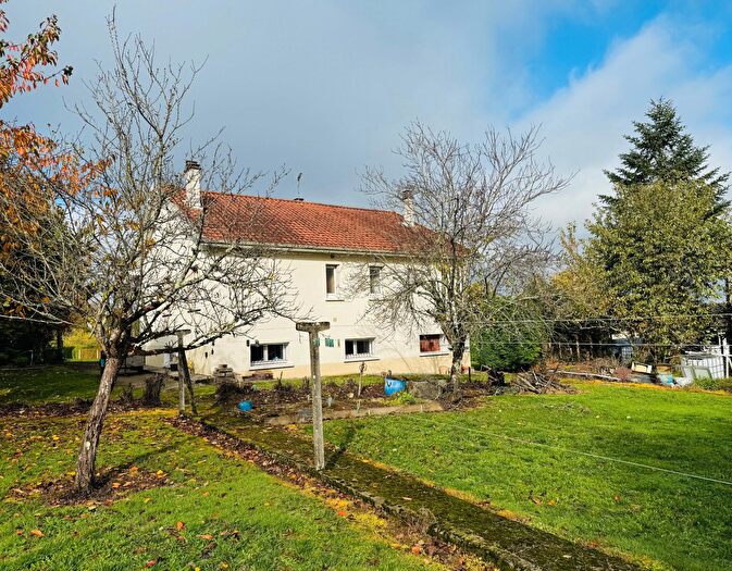 Maison à vendre - Rochechouart - 5 pièces - 3 chambres