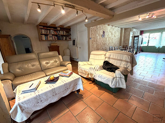 Maison à vendre - Vinassan - 5 pièces - 3 chambres