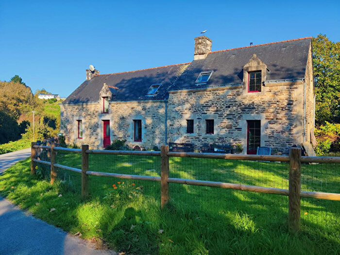 Maison à vendre - Bieuzy - 8 pièces - 6 chambres