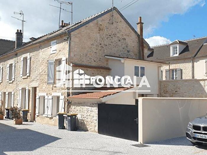 Maison à louer - Centre, Gouvieux - 3 pièces - 2 chambres