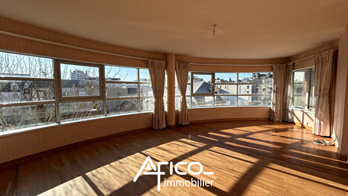 Appartement 3 pièces à vendre - Tours, Sanitas, Rotonde