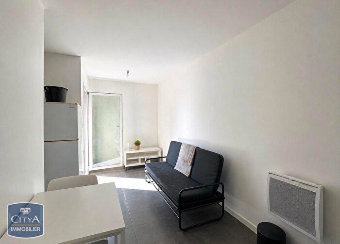 Appartement 1 pièce à louer - Vénissieux, Centre-ville