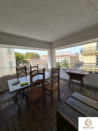 Appartement 3 pièces à louer à Marseille 2ème, Grands Carmes