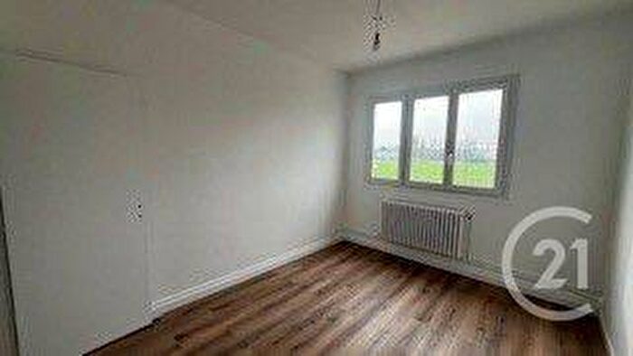 Appartement à louer - Trappes - 3 pièces - 2 chambres