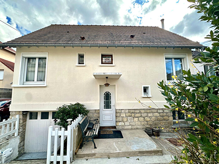 Maison à vendre - Argenteuil, Centre-ville - 5 pièces - 3 chambres