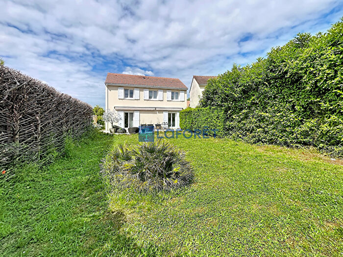 Maison 6 pièces à Saint-Germain-lès-Corbeil, à vendre