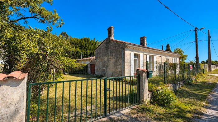 Maison 3 pièces à louer - Bourg