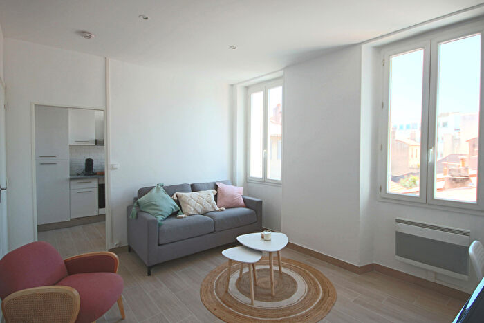 Appartement 1 pièce à Marseille 5ème, Baille, à louer