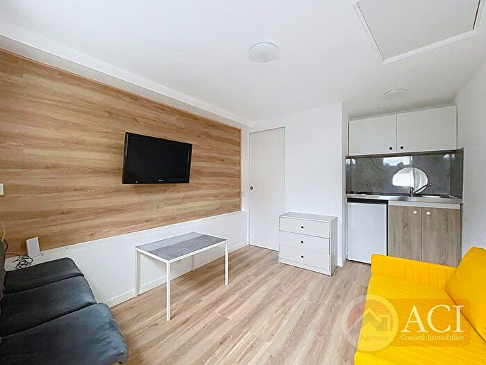 Appartement 1 pièce à Montmagny, Lévriers, Carnot, Plante des Champs, Hameau des Noyers, à louer