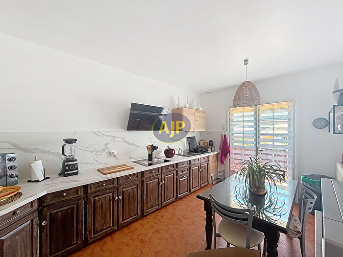 Maison 5 pièces à Tonnay-Charente, à louer