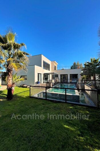 Maison à vendre - Saint-Aunès - 7 pièces - 4 chambres