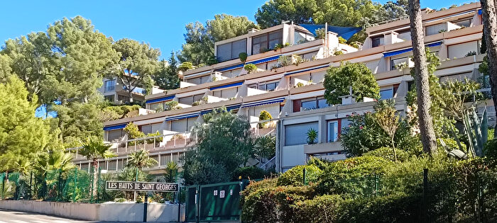 Appartement à vendre - Saint-Mandrier-sur-Mer - 3 pièces - 2 chambres