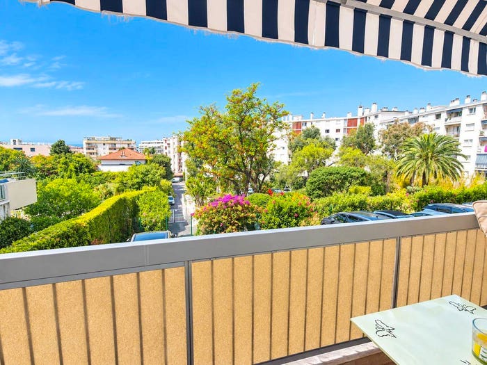 Appartement 3 pièces à Juan-les-Pins, Antibes, à louer