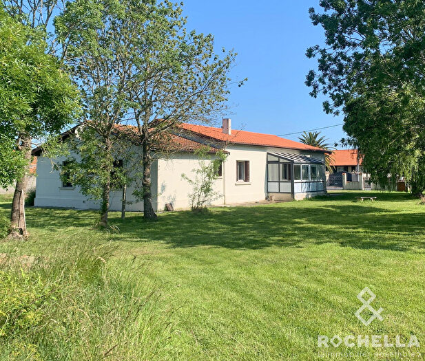 Maison à vendre - Le Château-dOléron - 6 pièces - 4 chambres